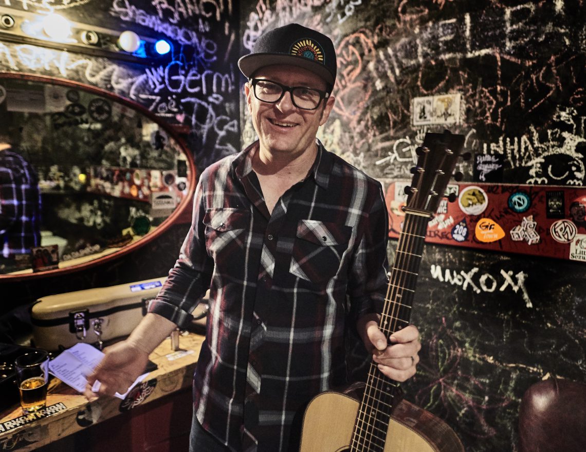 An Interview with Jeremy Garrett: When A Stringduster Flies Solo ...