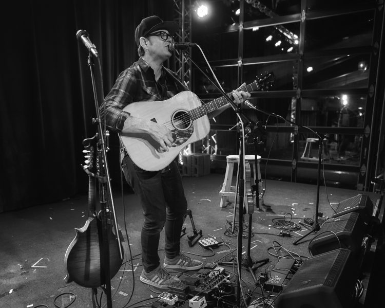 An Interview with Jeremy Garrett: When A Stringduster Flies Solo ...