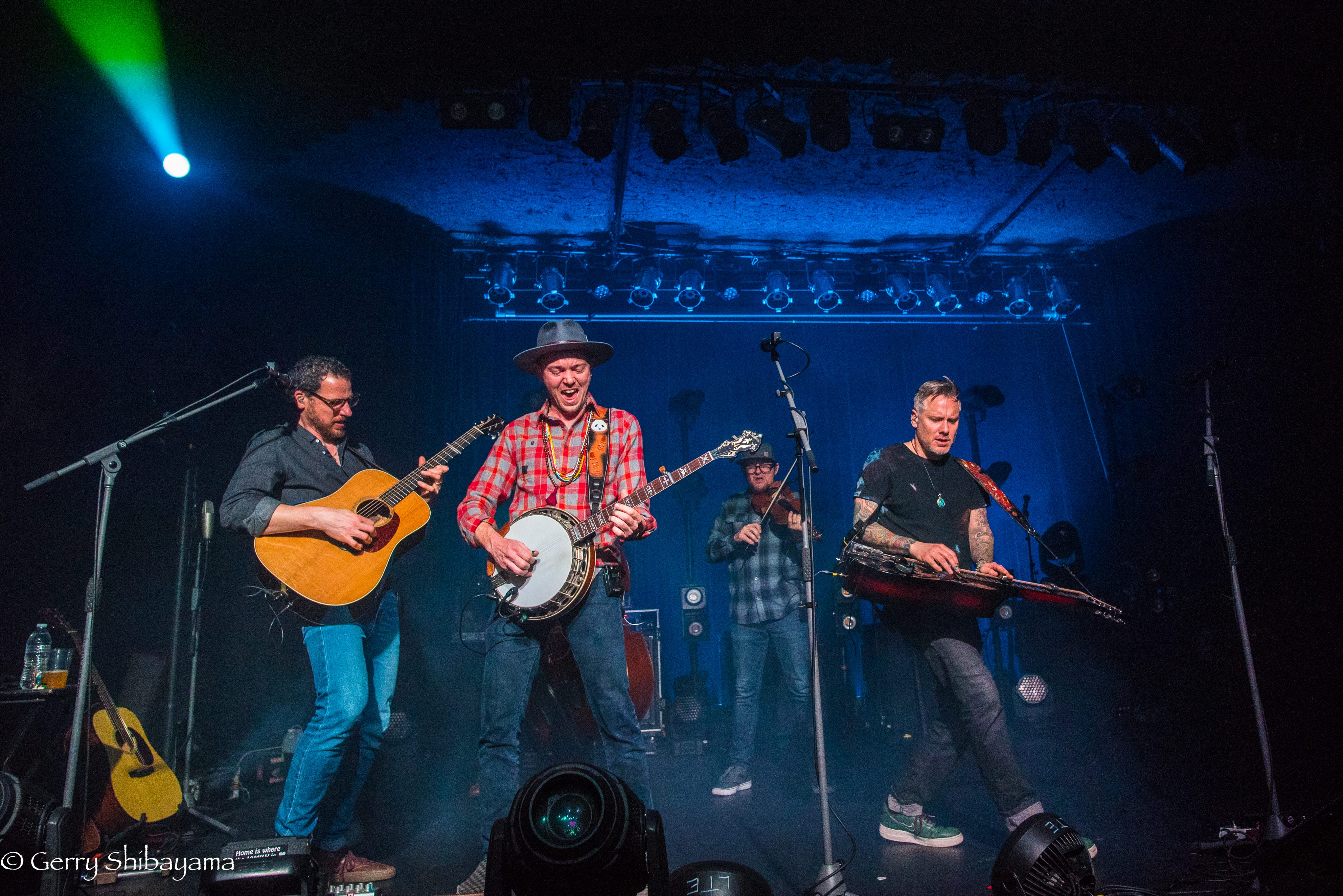The Infamous Stringdusters Shine at the Showbox: Photos, Setlist & Audio